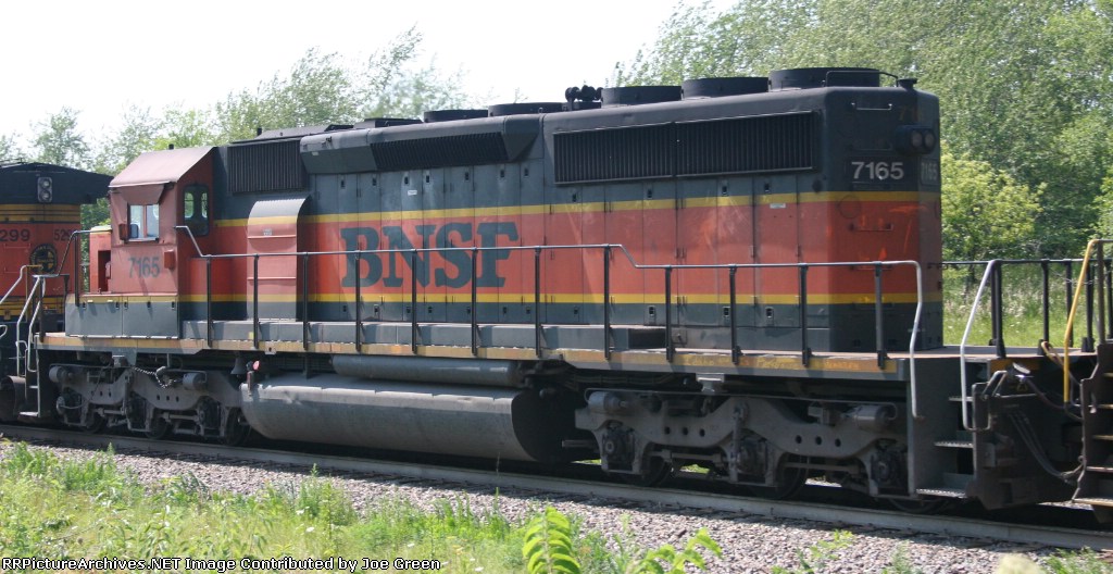 BNSF 7165